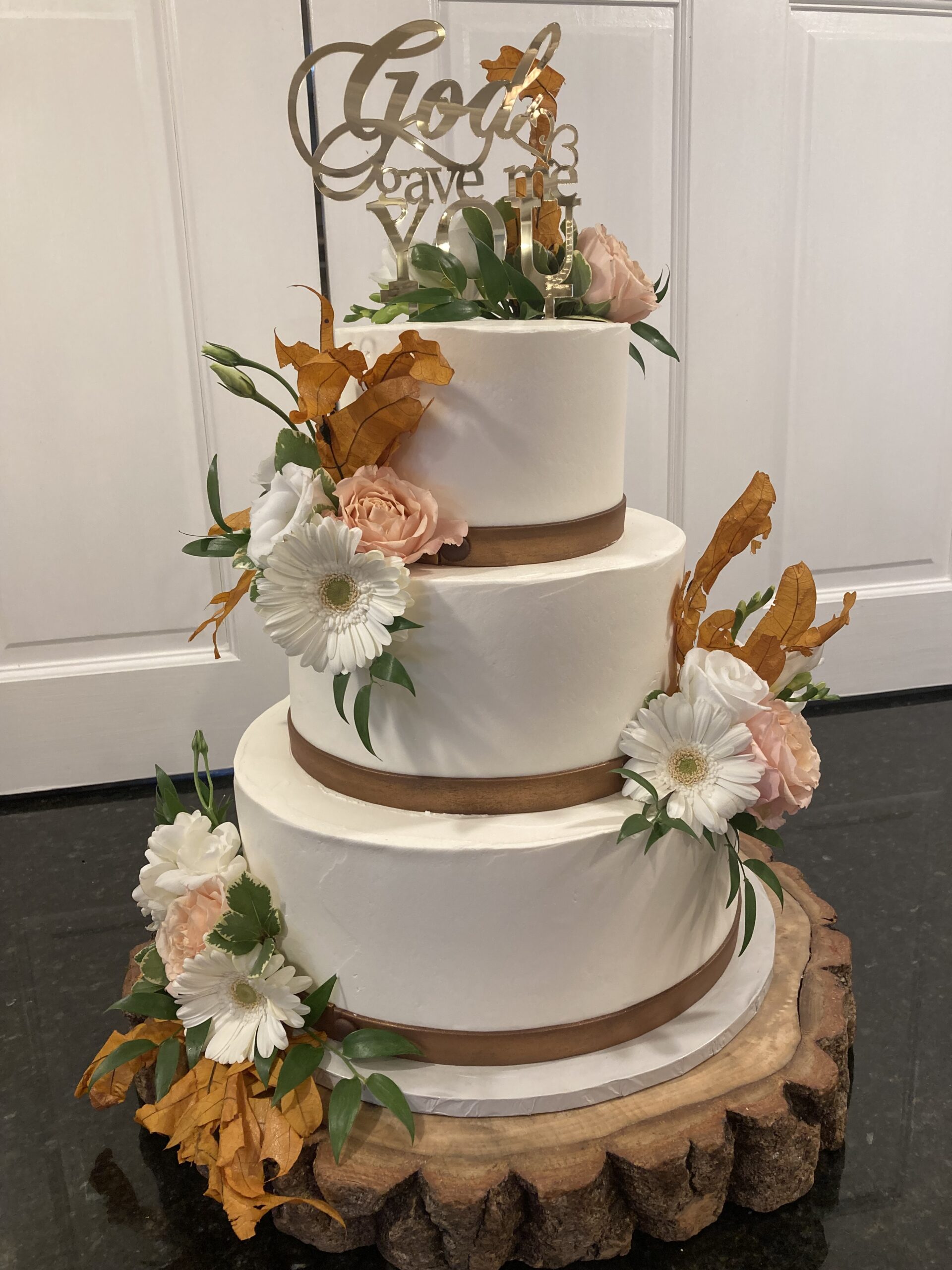 Rave’s | Rosie's Creative Cakes